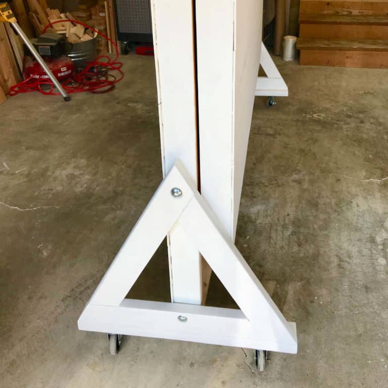 DIY Photo Backdrop Wall On Wheels (it folds too) - Sunshine and Rainy Days