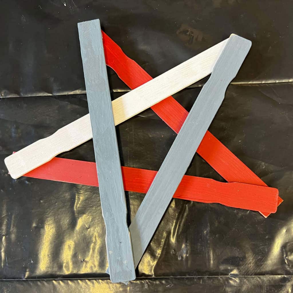 How To Make A Star From Paint Sticks - Sunshine and Rainy Days